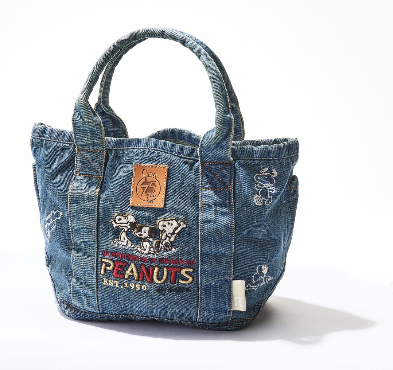 【PEANUTSコミック誕生75周年記念】オリジナルアイテムでたよ！トートバッグやスニーカーなどがアツい♪（写真 1/19） - mimot.(ミモット)