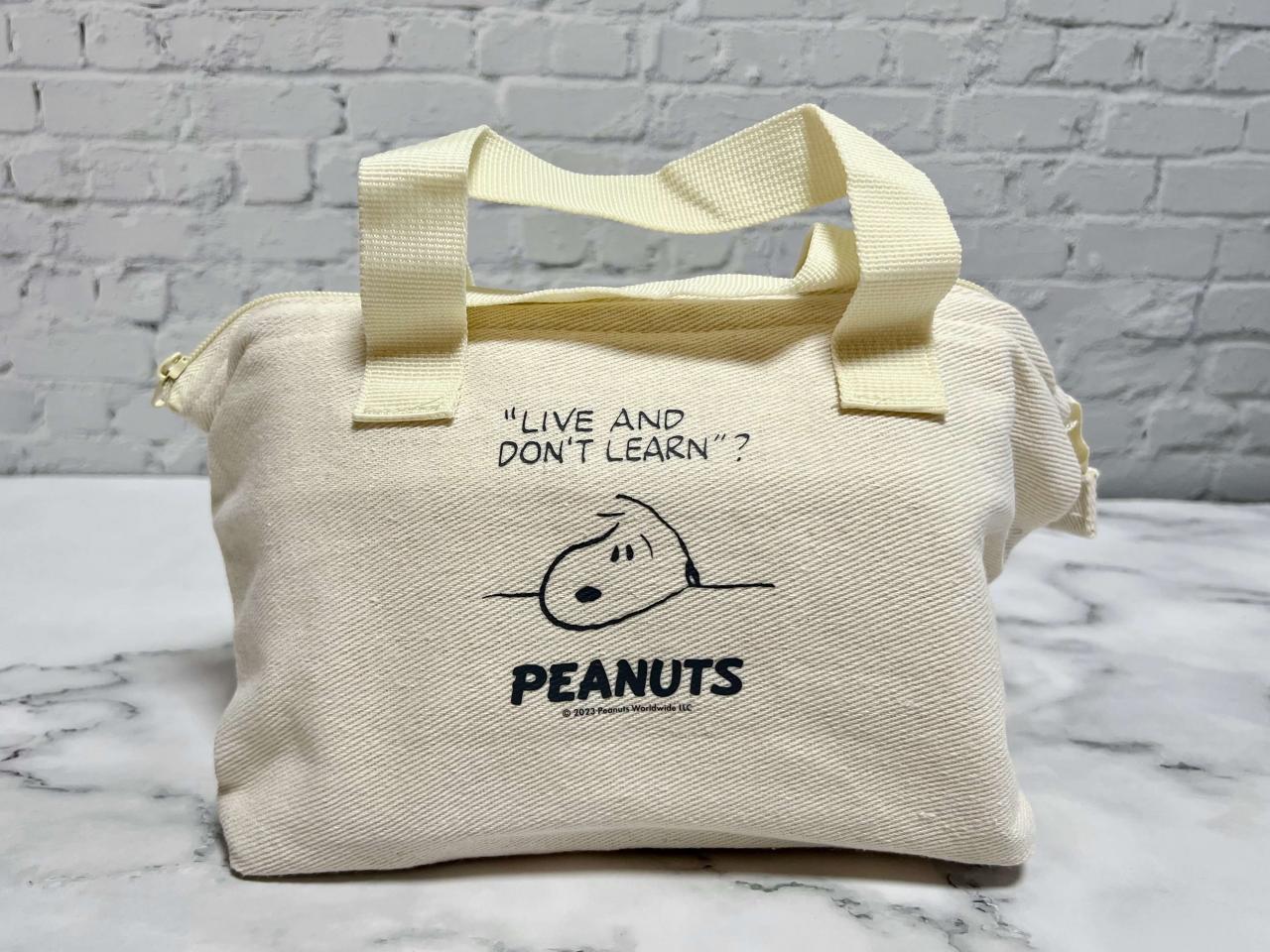 【PEANUTS×雑誌付録】スヌーピーの大人可愛い「ランチトート」バッグの口にはうれしい仕掛けも♪（写真 16/26） - mimot.(ミモット)