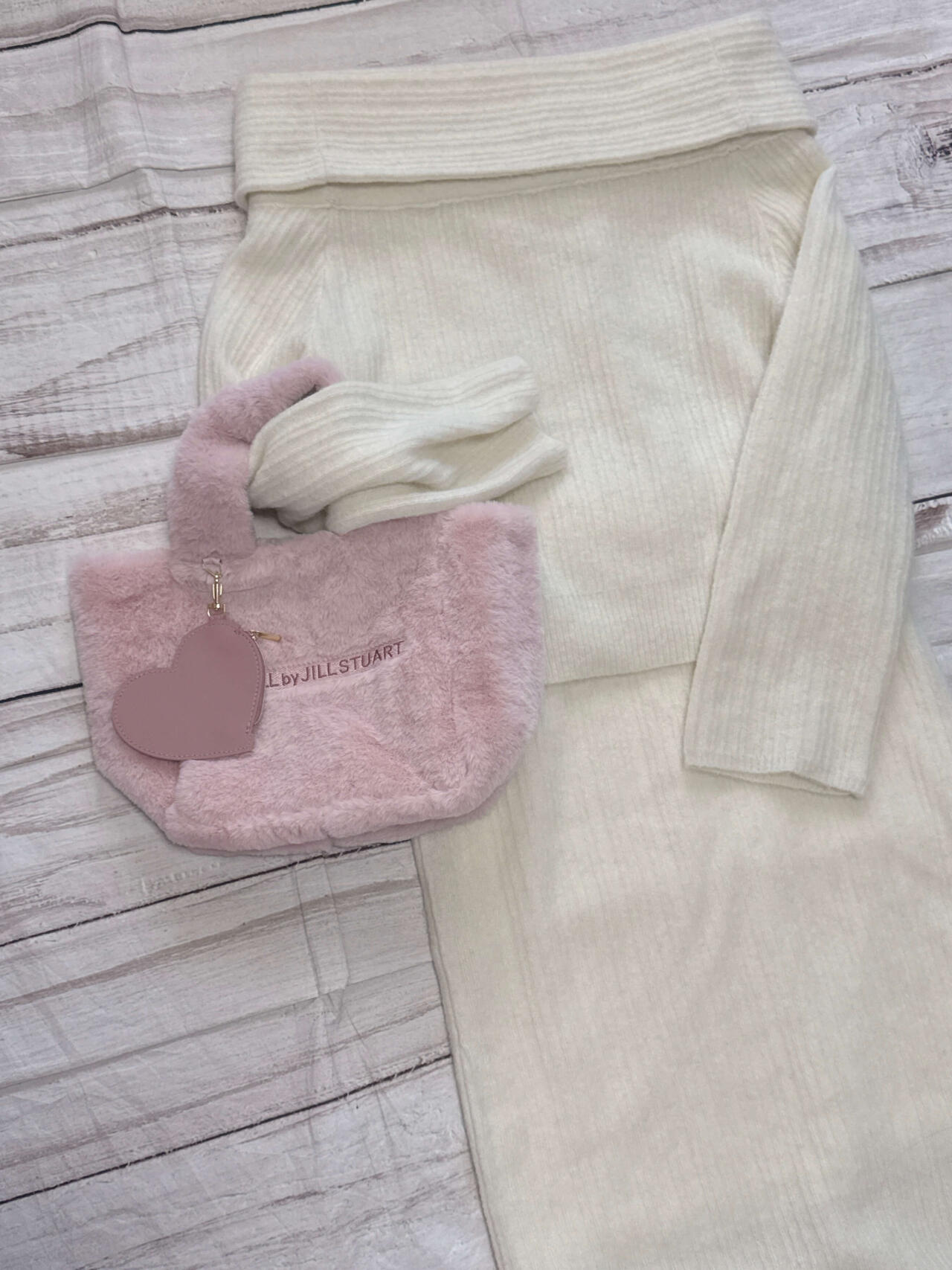 JILL by JILL STUARTの超優秀バッグ付録！ポーチチャーム付き＆裏地までこだわり満載♪（写真 33/35） - mimot.(ミモット)