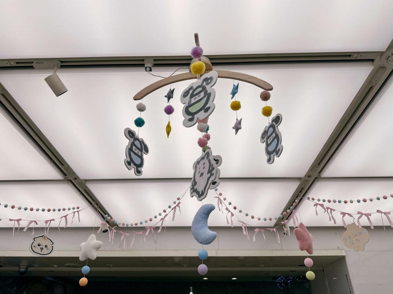 東京駅の限定ストア「ちいかわベビー」に潜入！あらゆるところがかわいすぎる〜徹底レポ♪（写真 23/86） - mimot.(ミモット)