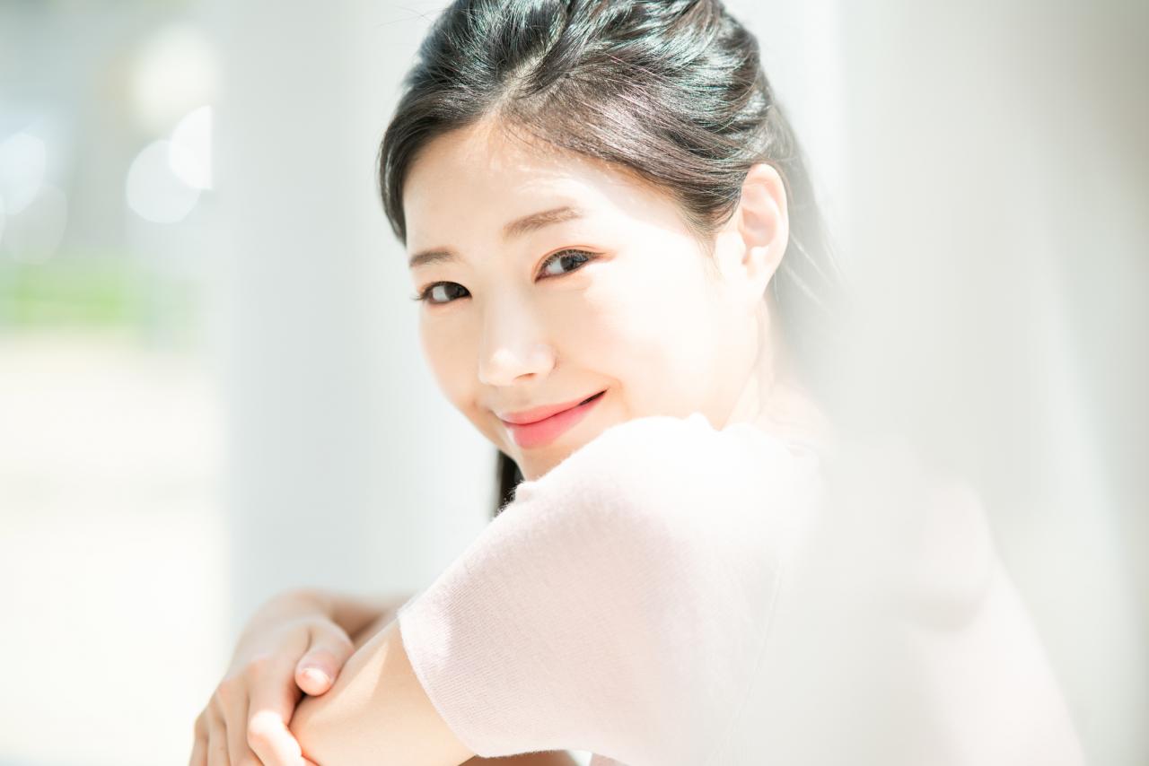 わかってるけどOK！男性が悶えた”あざと可愛い女性” #4「彼女にはきっと“敵”もいない！」（1/2） - mimot.(ミモット)