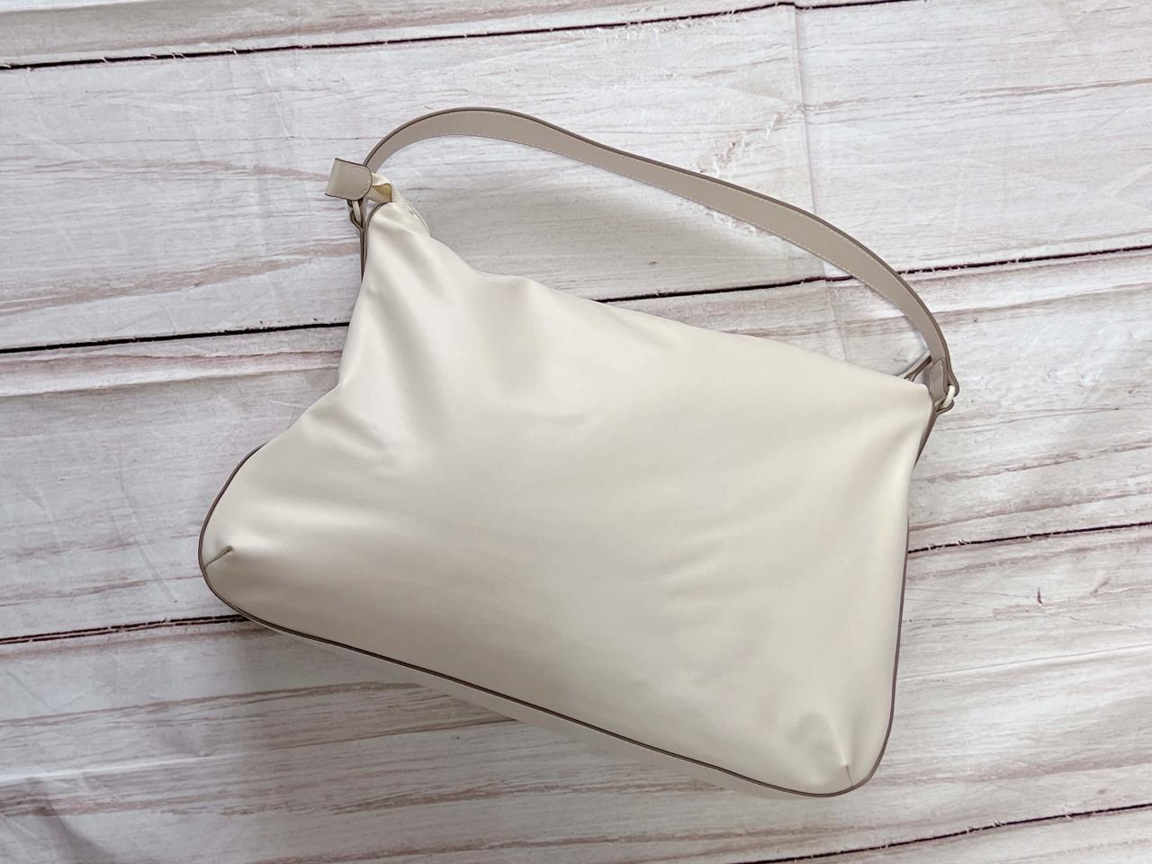 発売前から話題！UNIQLOのノートPCが入る「万能バッグ」高級感があってオシャレ♪（写真 21/27） - mimot.(ミモット)