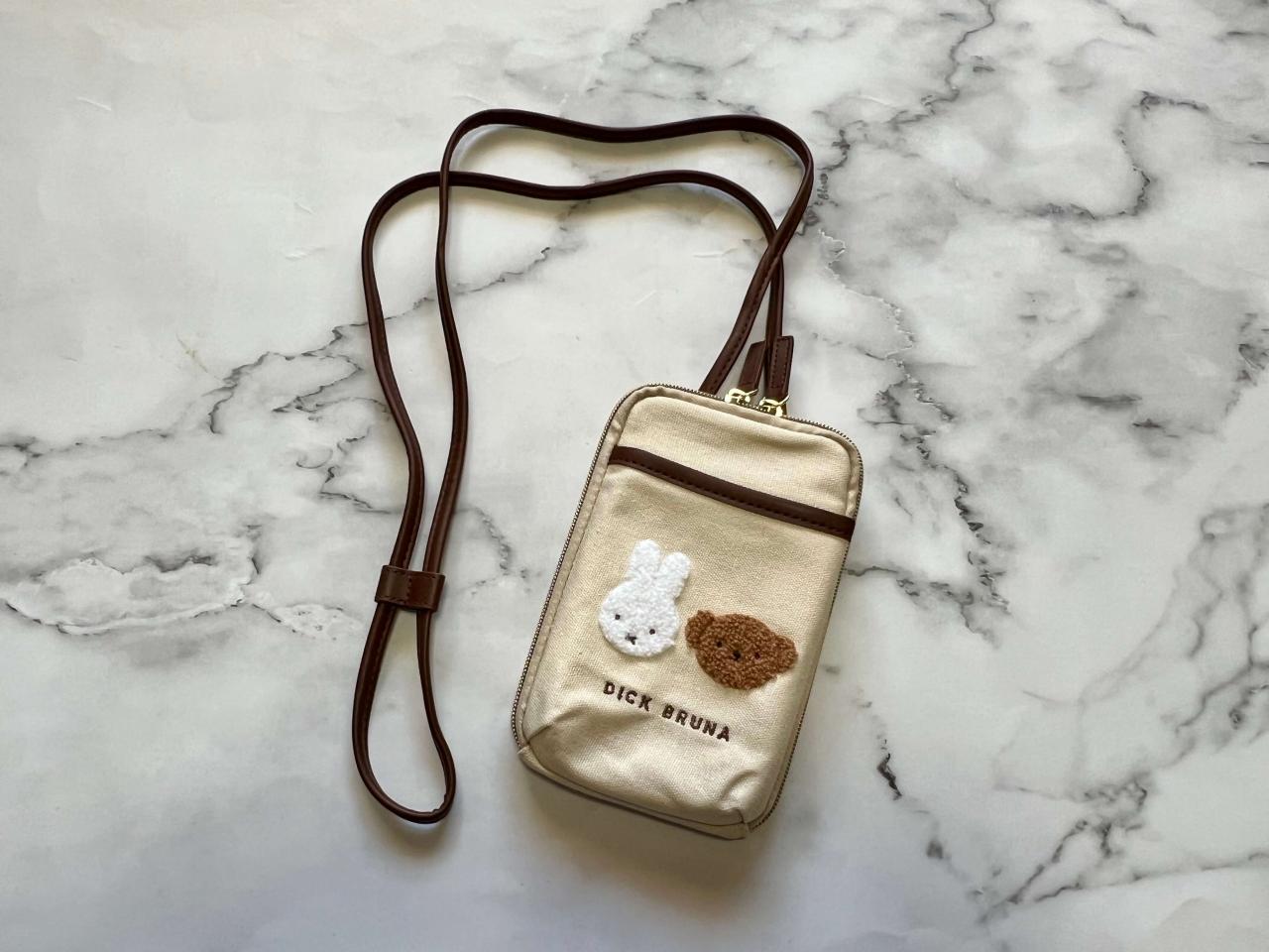 ニトリで見つけた！ミッフィーのスマホショルダーは中まで可愛くって機能性もばっちり♪（写真 4/35） - mimot.(ミモット)