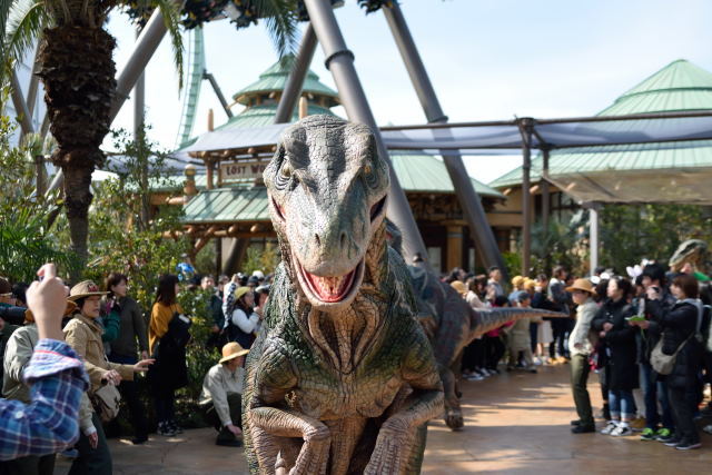 【USJ】恐竜たちがやりたい放題!? 世界最長×最大高低差「ザ・フライング・ダイナソー」絶叫レポ（写真 22/32） - mimot.(ミモット)