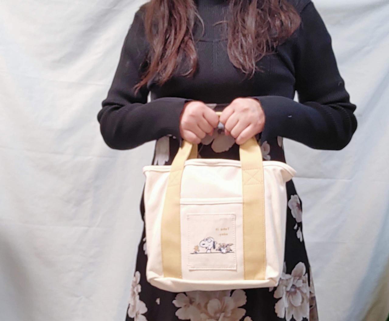 ニトリ新作「スヌーピーのバッグ」が可愛すぎて完売しそう…！ミニだけどペットボトルも入るよ（写真 22/23） - mimot.(ミモット)