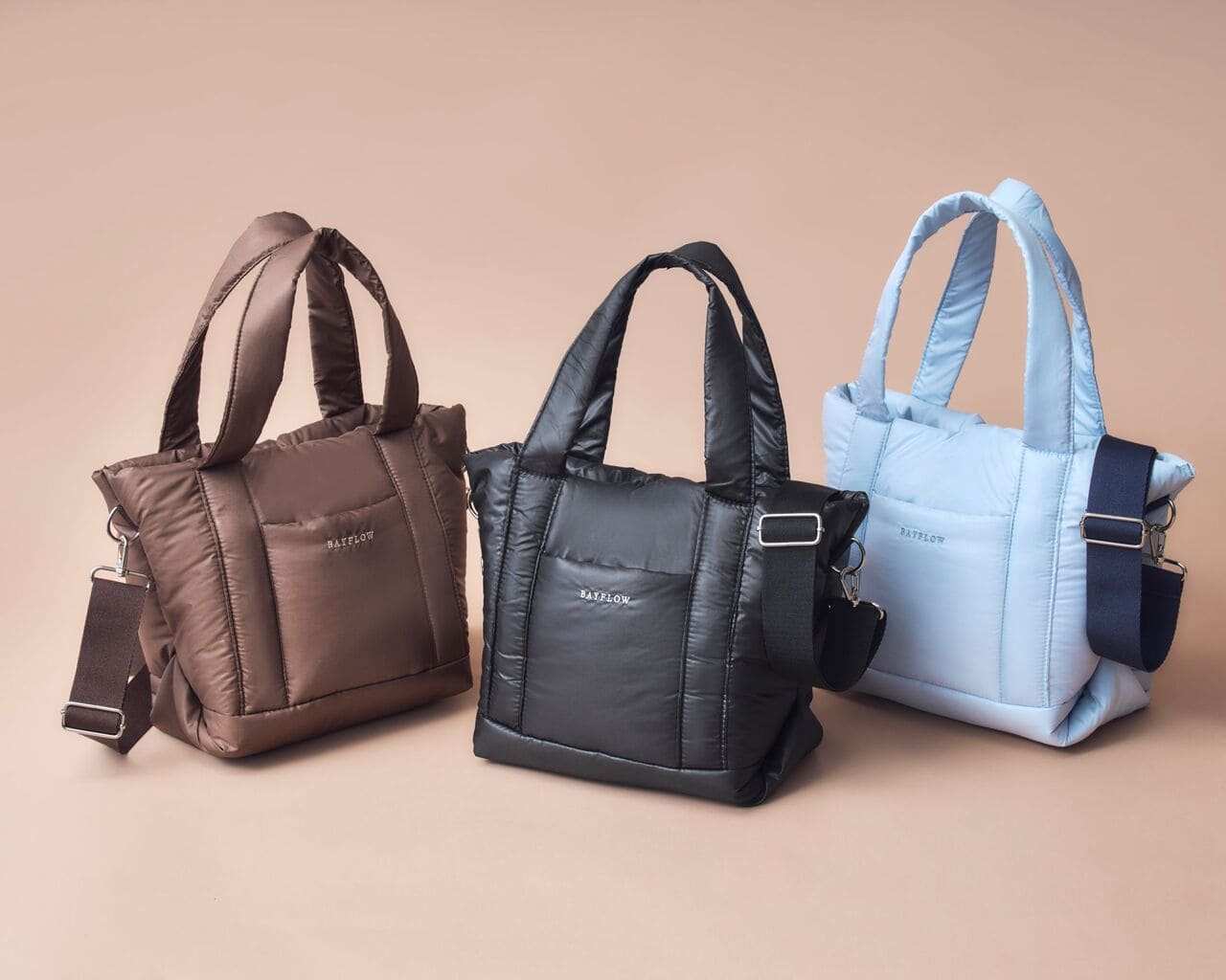 ローソン限定も♪累計100万部突破の人気シリーズから「5ポケット新作バッグ」出た！BAYFLOWの便利トートをチェック♪（写真 1/18） - mimot.(ミモット)