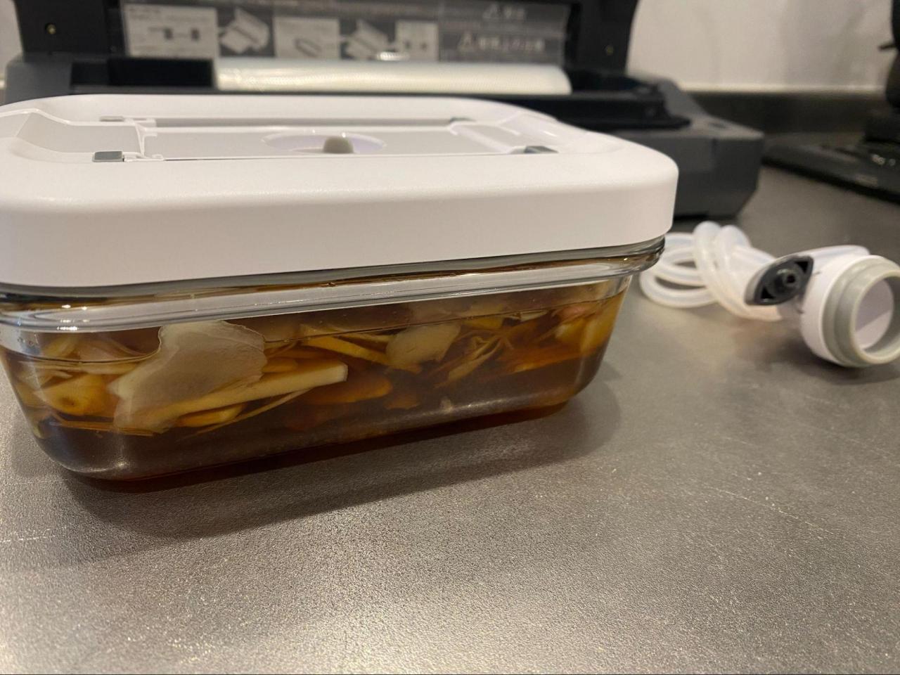 鮮度長持ちをサポート！アイリスオーヤマの真空パック機「VPF-M60」ならガラス容器も真空に（写真 12/24） - ハピママ*