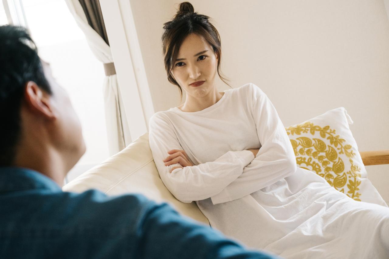 彼氏に浮気されたら…別れに直結しちゃう「NG行動」と逆転できる彼女が取るべき「正解行動」（1/4） - mimot.(ミモット)