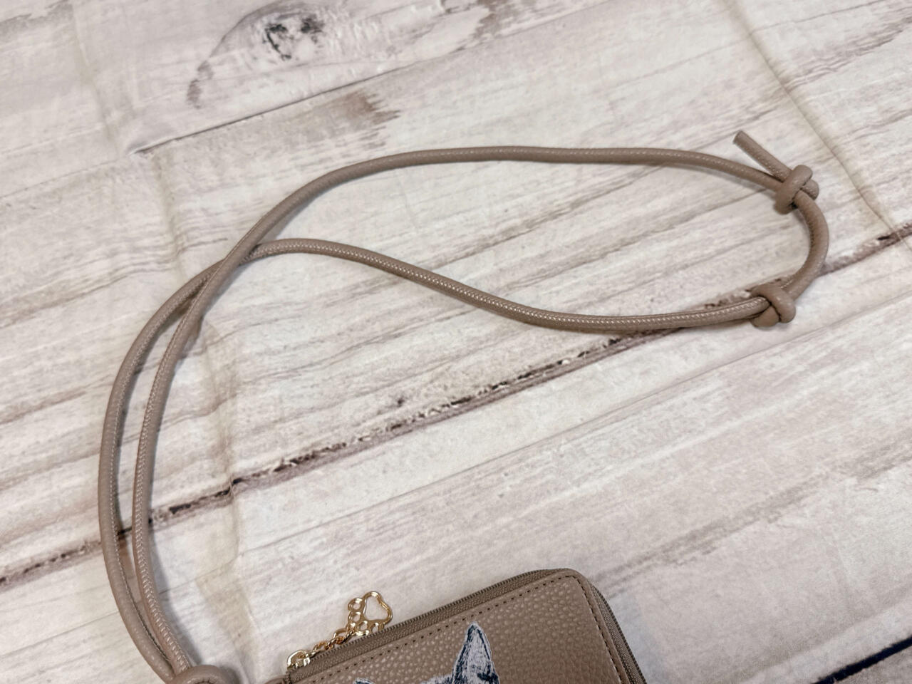 しまむらで見つけた「お財布」おすすめ2選！高級感もあって機能的で大人カワイイ♪（写真 23/30） - mimot.(ミモット)