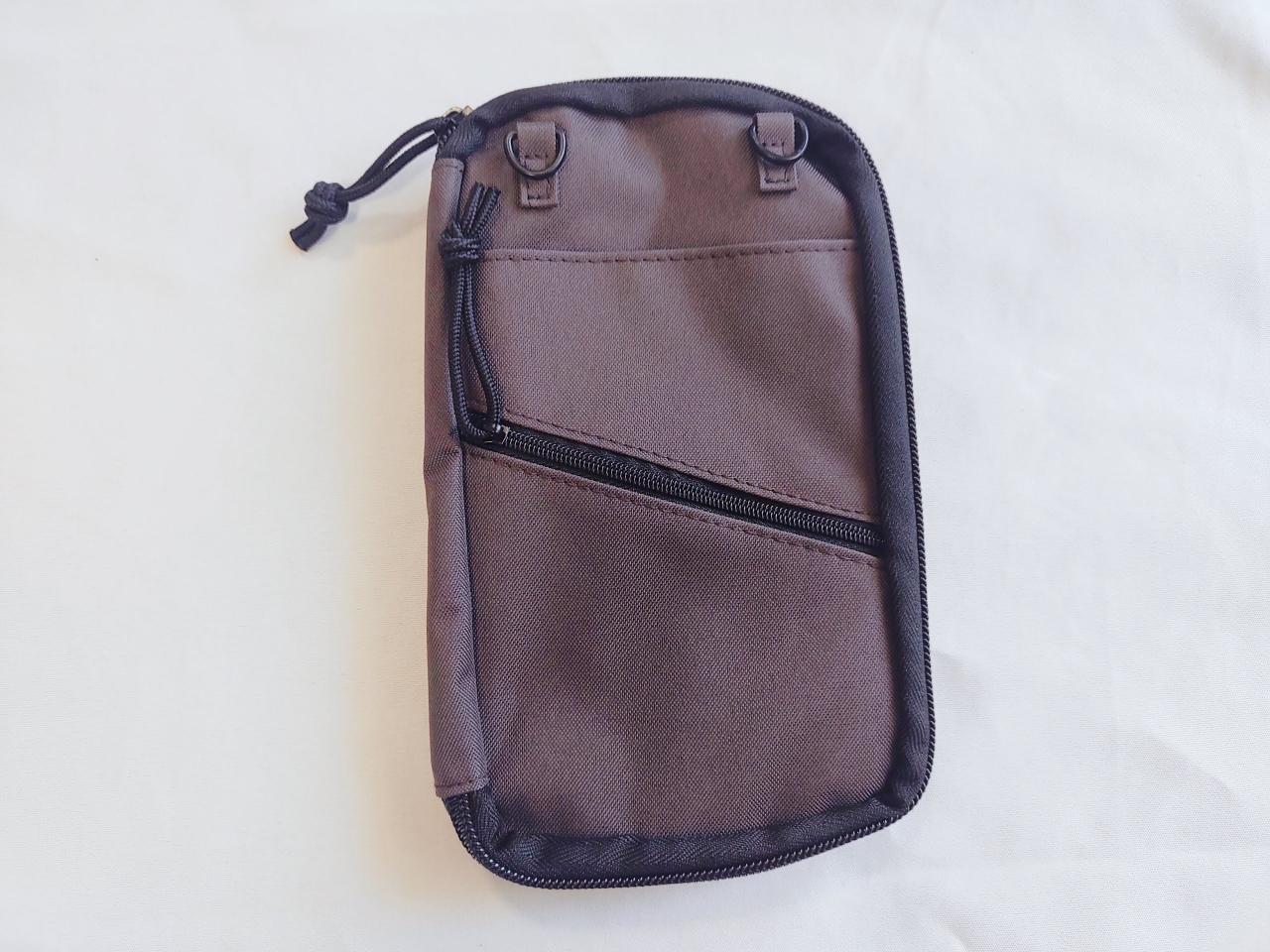 TWWの付録スマホショルダーがすごい！リバーシブル＆撥水加工で雨の日も安心！開封レビュー（写真 23/34） - mimot.(ミモット)