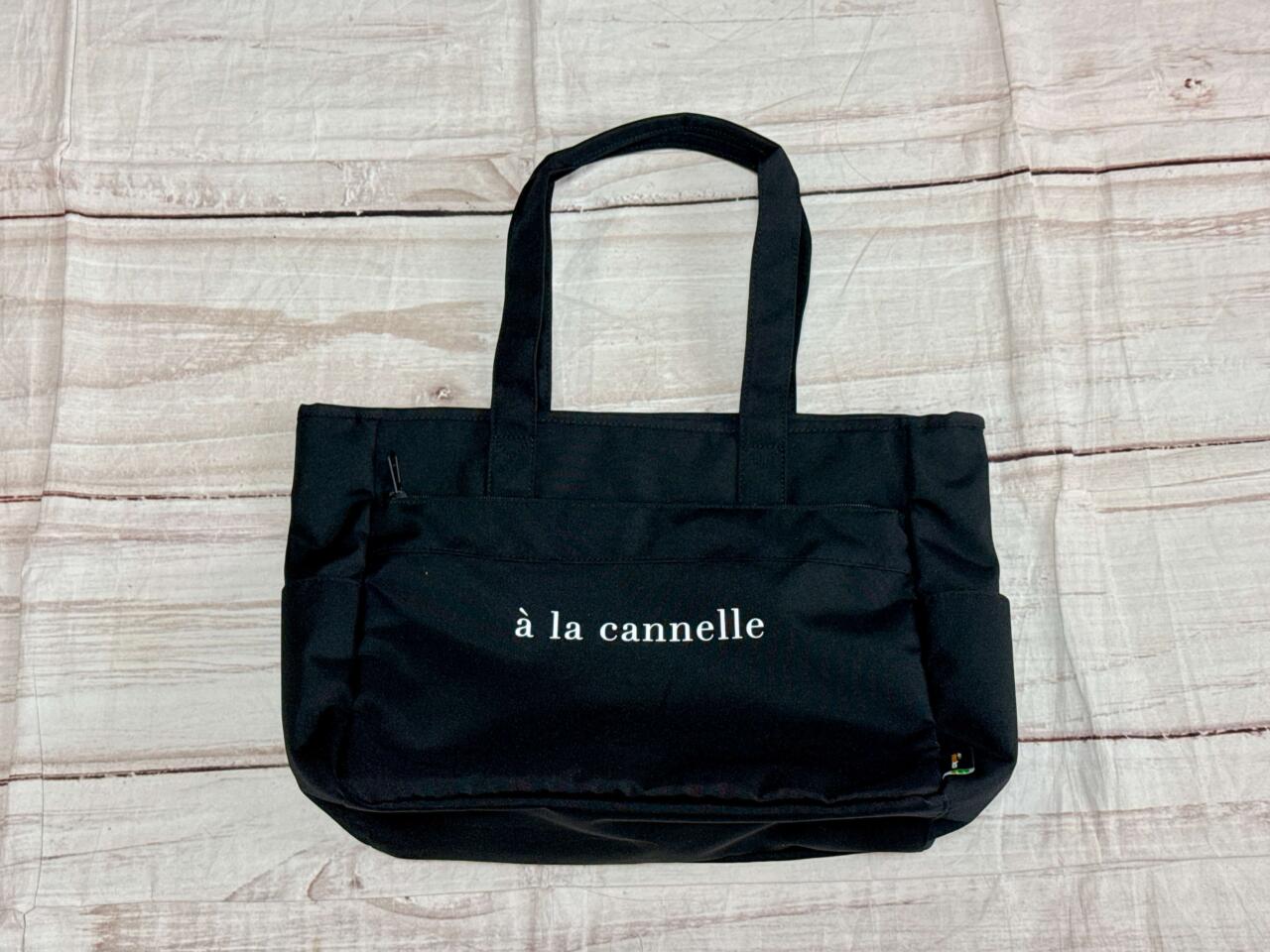 しまむらから超優秀「新作バッグ」出たよ！“使いやすさにこだわった”大容量トートをレビュー♪（写真 5/33） - mimot.(ミモット)