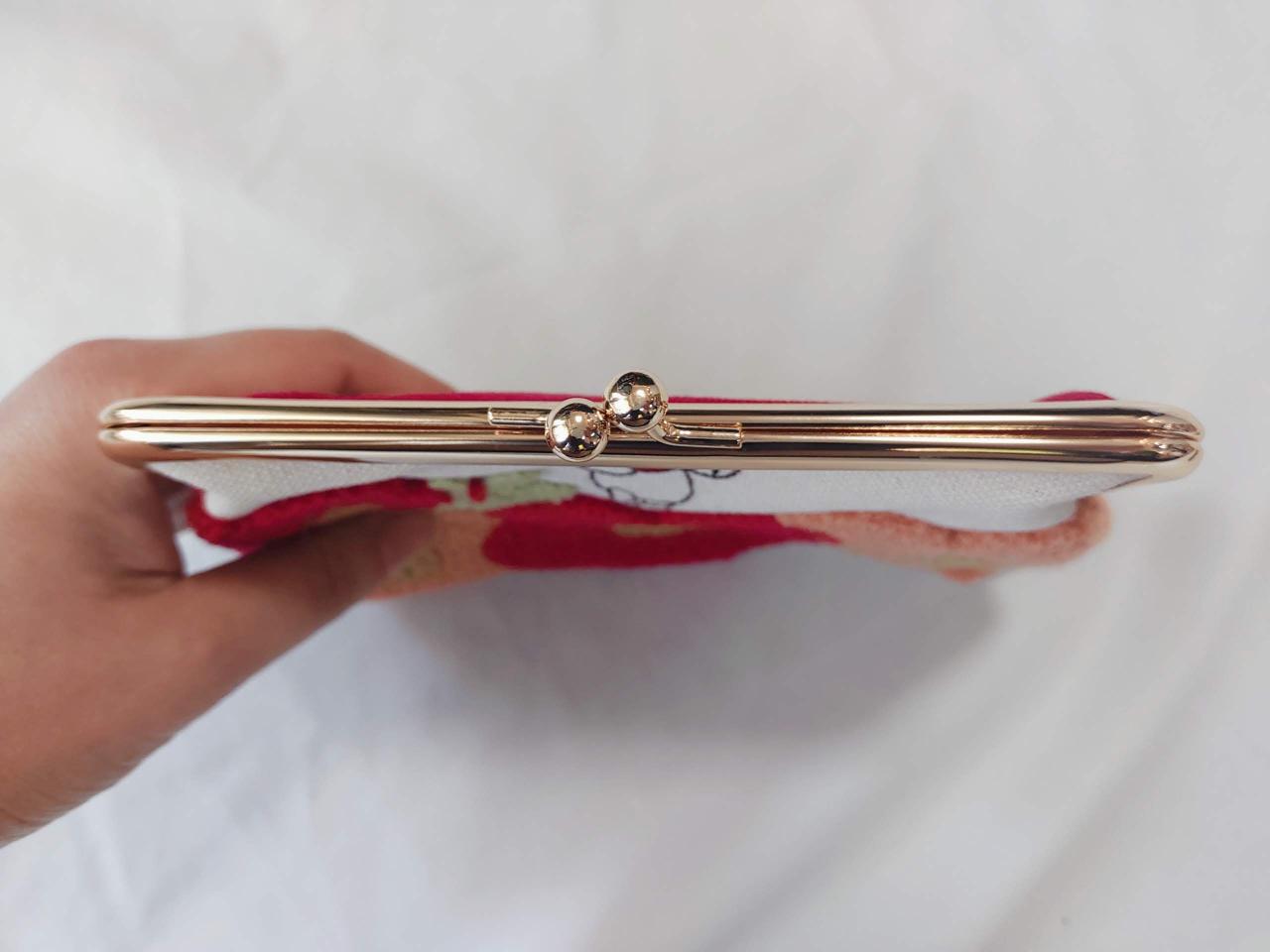 プーさん＆お花の刺しゅうがオトナかわいい！豪華デザインの「ポーチ」が付録で出た♪（写真 11/21） - mimot.(ミモット)