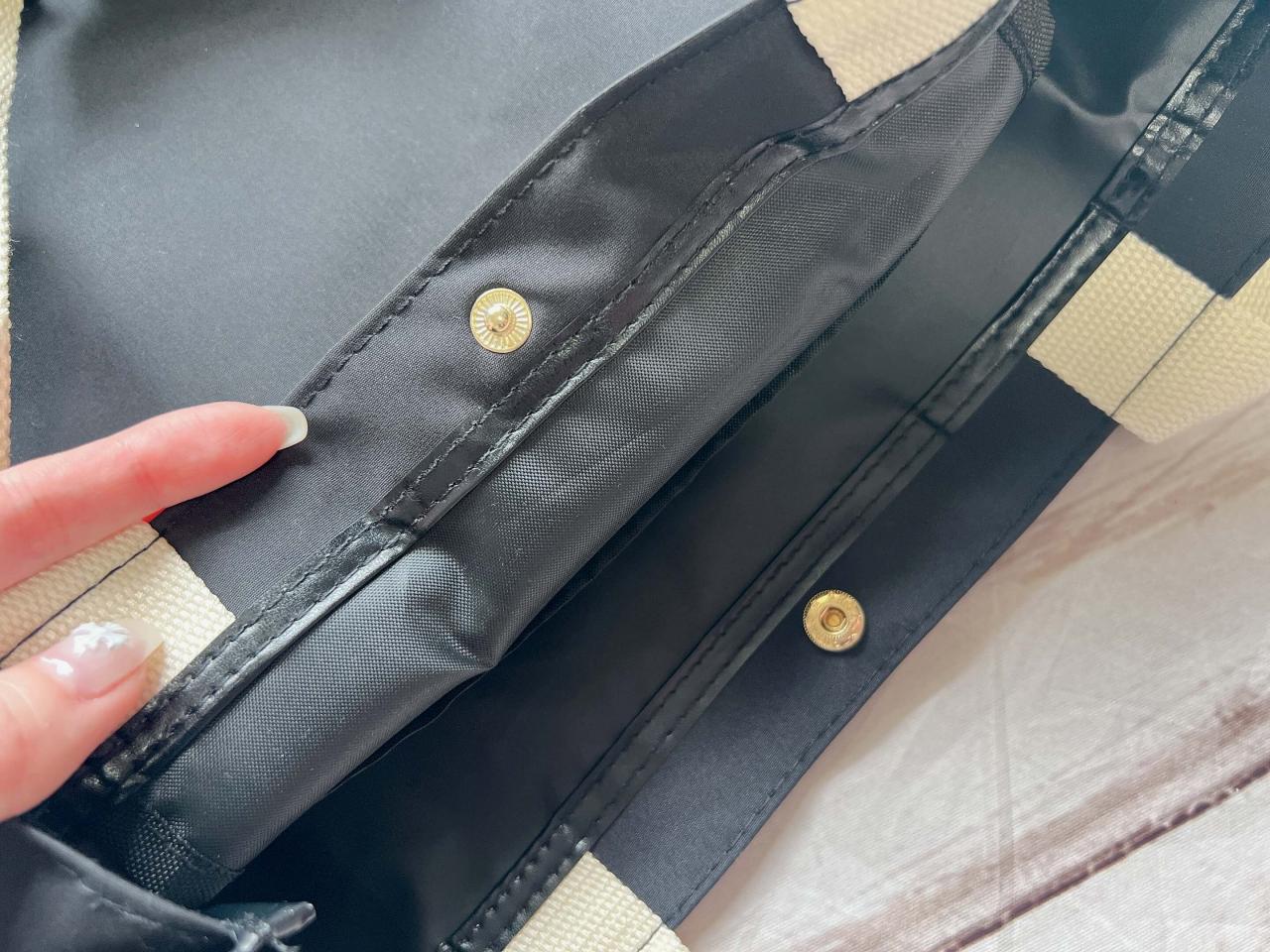 書店で買える「ディズニーの大容量トートバッグ」シンプルで大人かわいくって使い勝手よすぎ！（写真 13/38） - mimot.(ミモット)