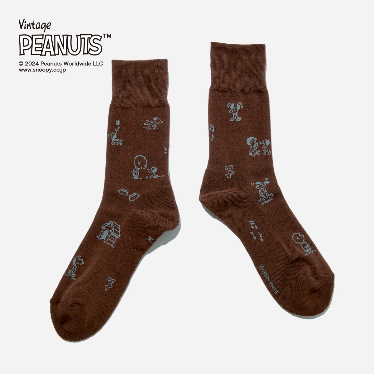 1950年代のスヌーピーがレトロ可愛い♪おしゃれな『PEANUTS』ソックスでたよ！（写真 4/13） - mimot.(ミモット)