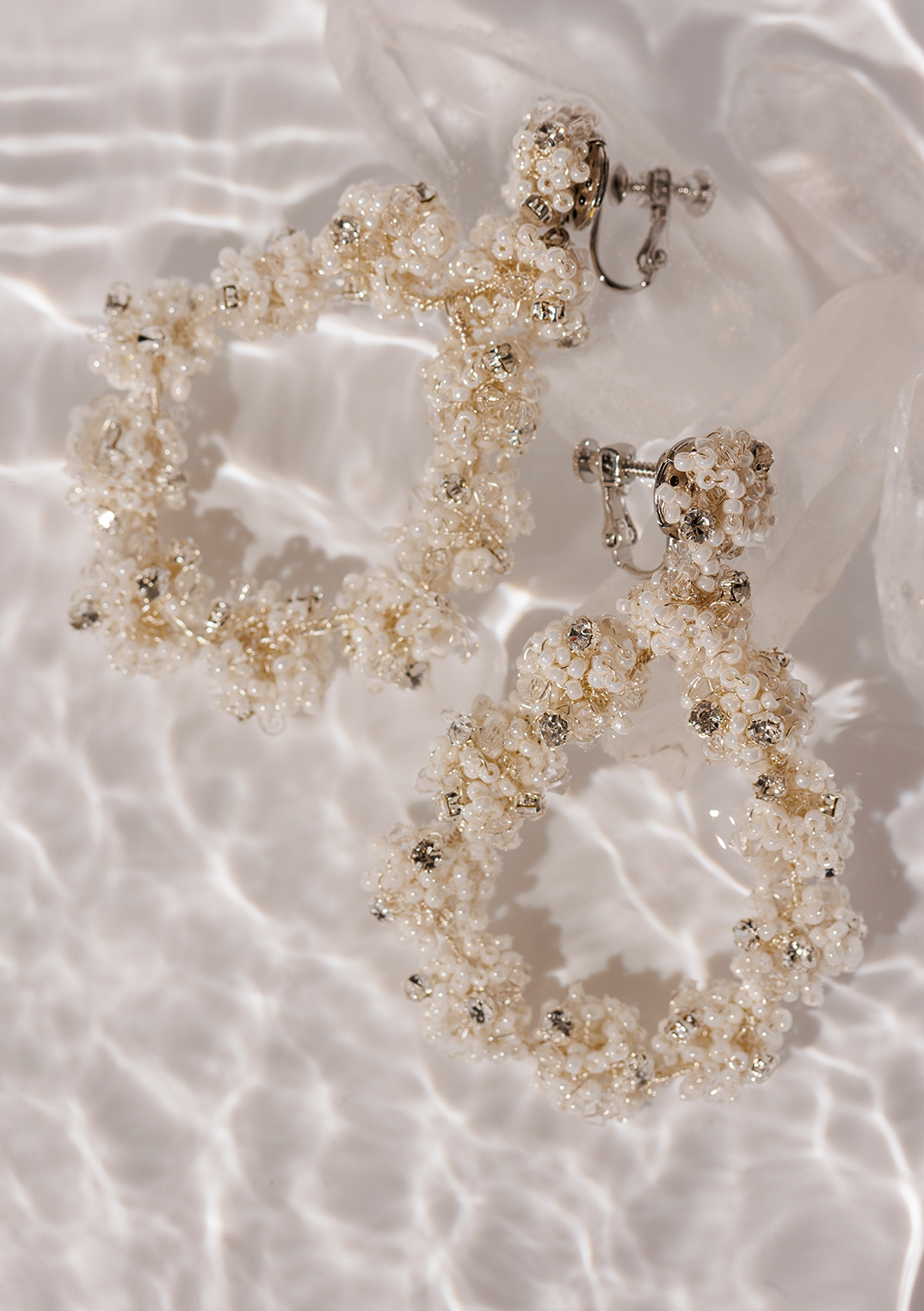 ティアラや上品パールも♪ ウエディングドレスがもっと華やかに「ブライダルアクセ」一挙紹介（写真 59/102） - mimot.(ミモット)