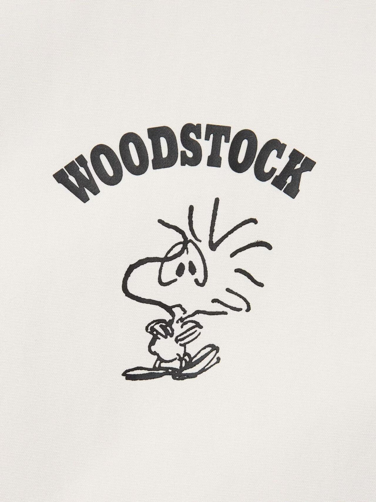 【ユニクロ×PEANUTS新作】スヌーピーたちの遊び心あふれるスウェット＆Tシャツ、コーチジャケットが登場！（写真 22/30） - mimot.(ミモット)