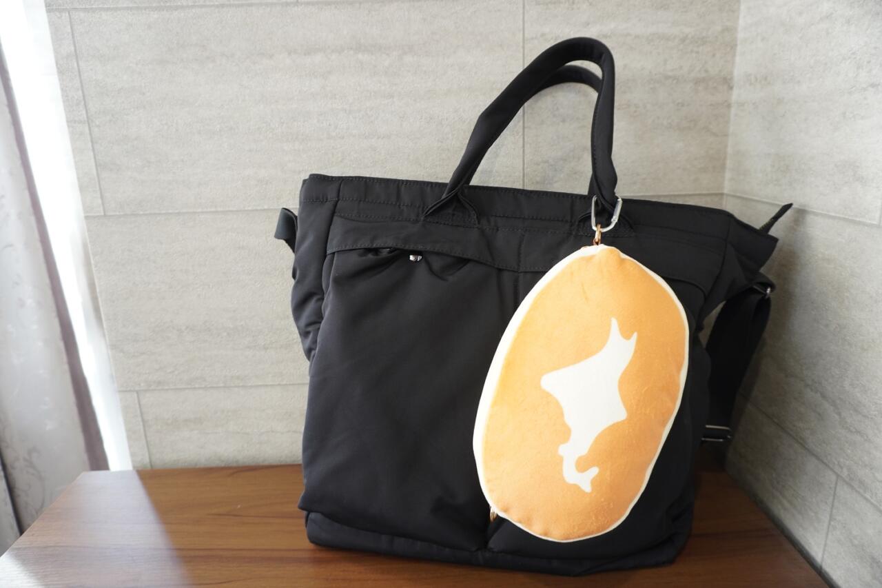 “北チー”のふわふわポーチでたよ！ふわふわ触り心地でショルダーバッグにもなるよ♪（写真 6/10） - mimot.(ミモット)