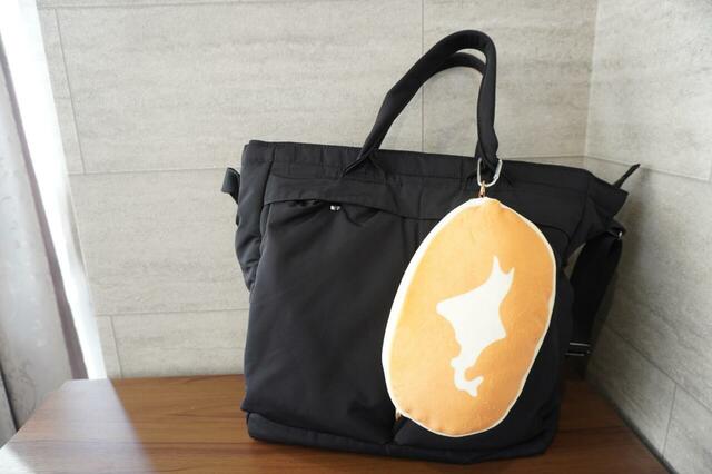 “北チー”のふわふわポーチでたよ！ふわふわ触り心地でショルダーバッグにもなるよ♪（写真 6/10） - mimot.(ミモット)