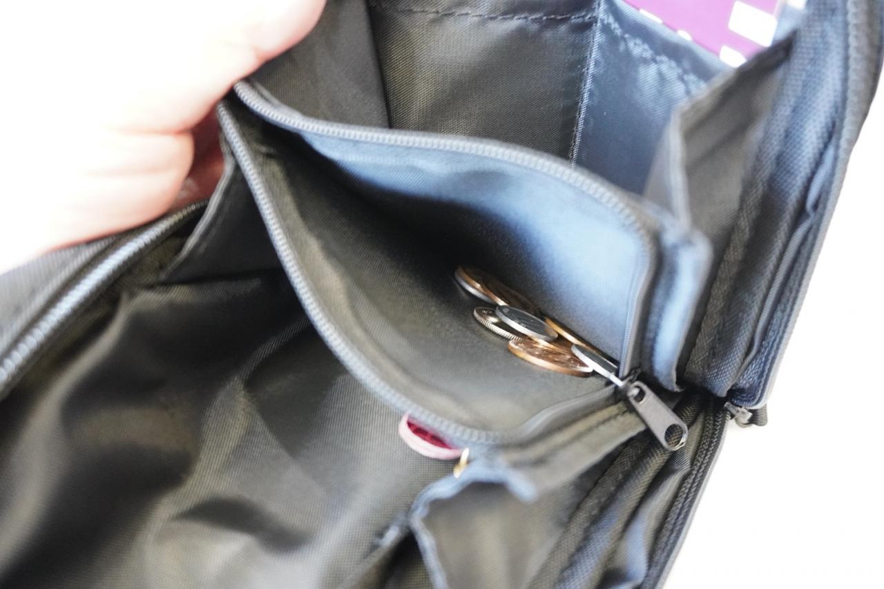 【moz】新作スマホショルダーバッグ「使いやすさと収納力に重点をおいてる!!!」（写真 15/20） - mimot.(ミモット)