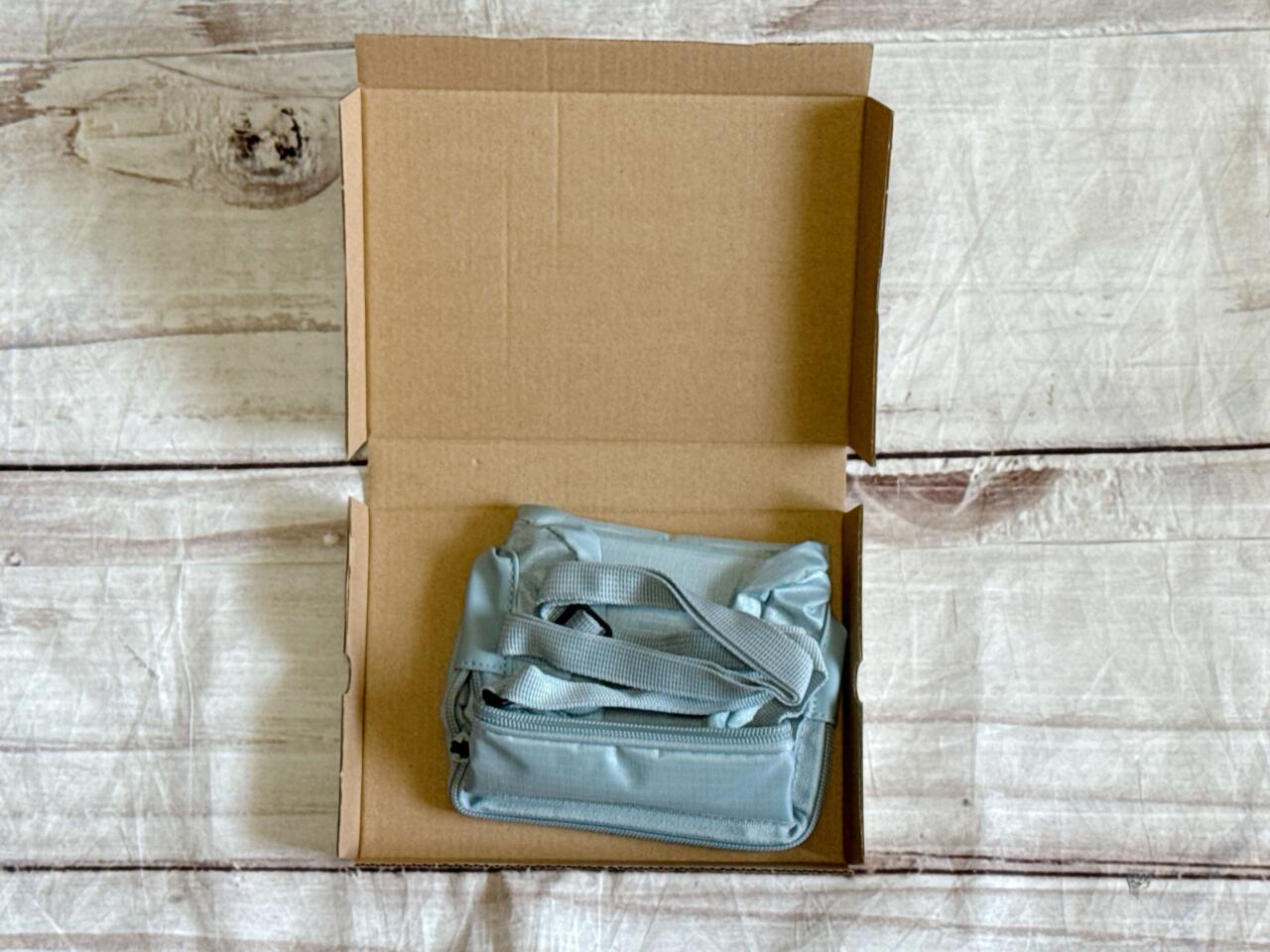 【雑誌付録】Colemanのショルダーバッグでたよ！2層式＆はっ水加工でめちゃ便利に使える♪（写真 3/23） - mimot.(ミモット)