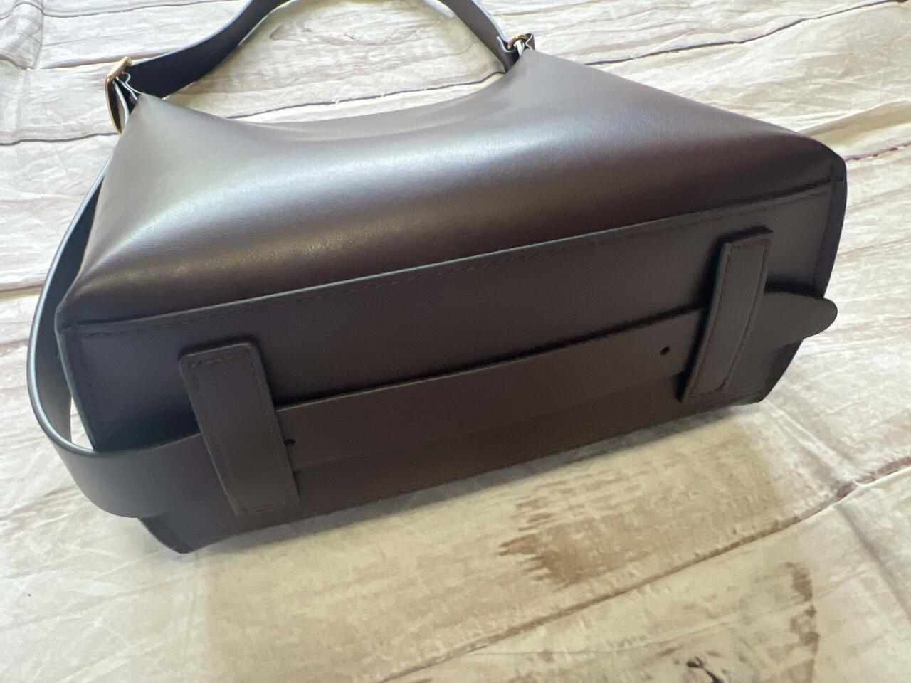 UNIQLOの新作バッグがすごい！高級感ばっちり＆軽くて推しポイントだらけ♪（写真 7/23） - mimot.(ミモット)