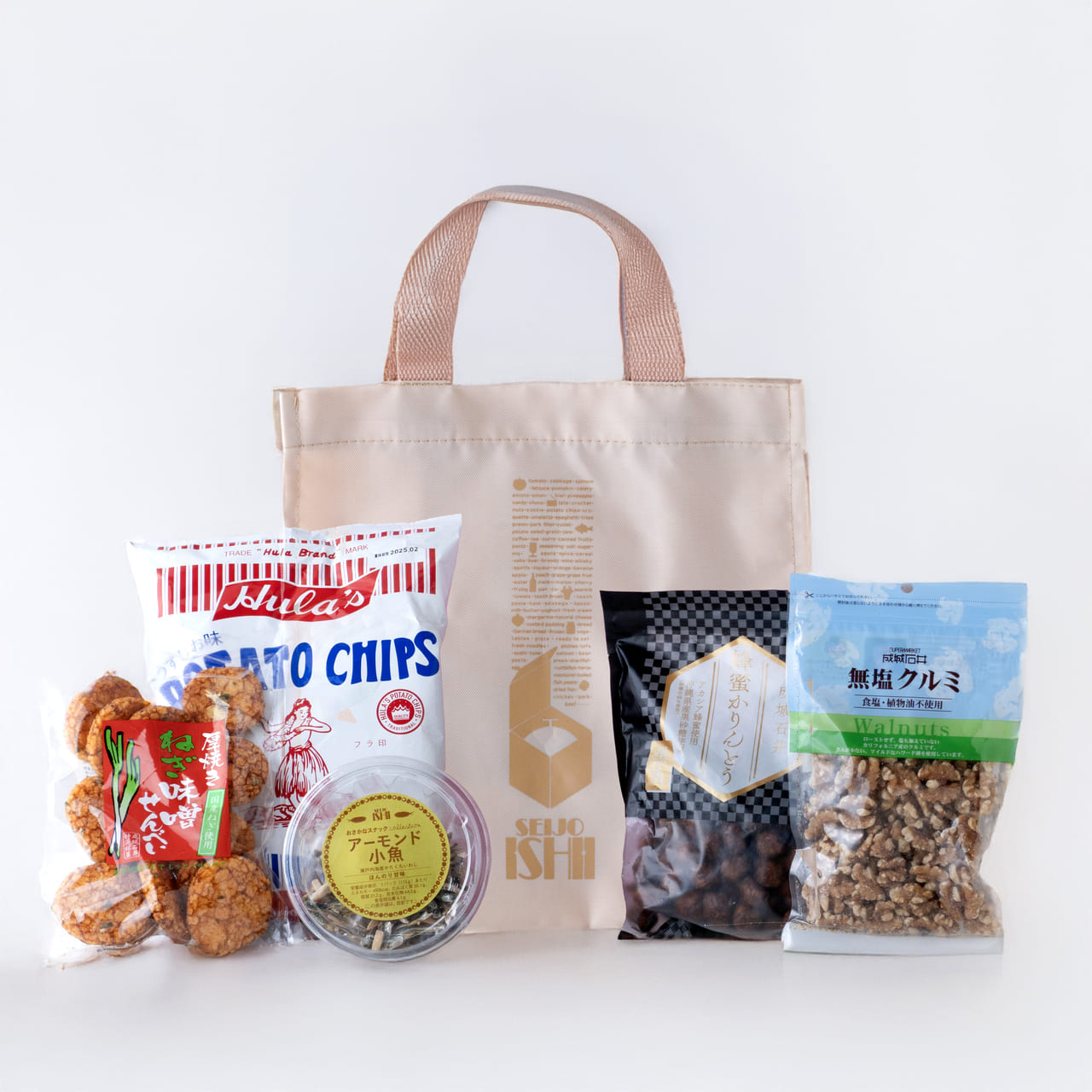 「成城石井」2025年の福袋が激アツ！新春カラーの「ショッピングバッグ」もかわいい！（全4種類）（写真 1/11） - mimot.(ミモット)