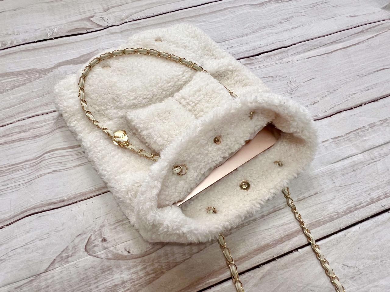 可愛すぎて完売続出！ミッフィーのおしゃれボアトートは完璧で一軍バッグ確定♪（写真 24/29） - mimot.(ミモット)