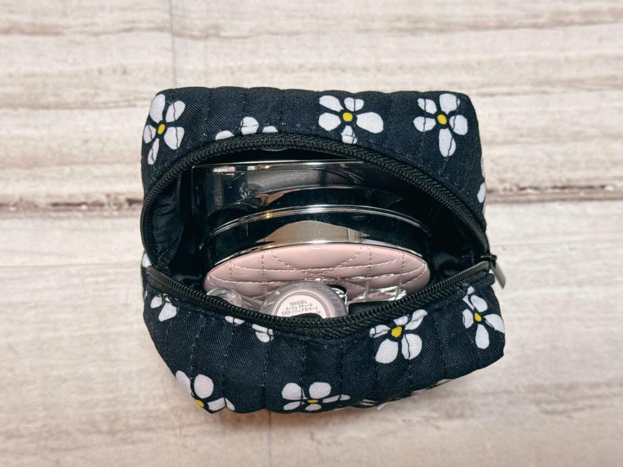 ミッフィー最新付録は大人かわいい「キルティングポーチ」2個セットで日常使いも （写真 18/19） - mimot.(ミモット)