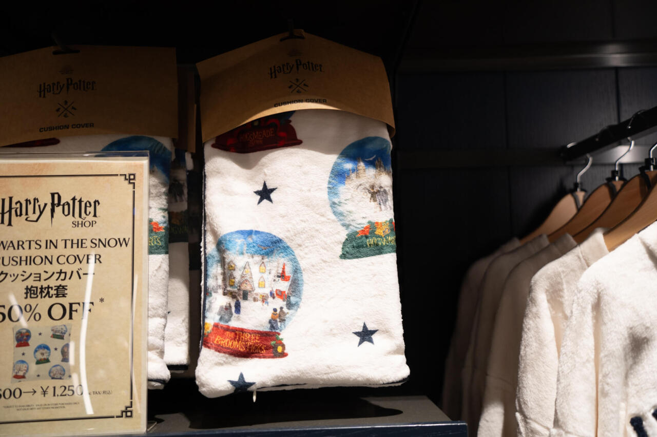 【ハリー・ポッター】ホワイトファッションがおしゃれ！新登場の限定グッズをチェック♪（写真 17/135） - mimot.(ミモット)