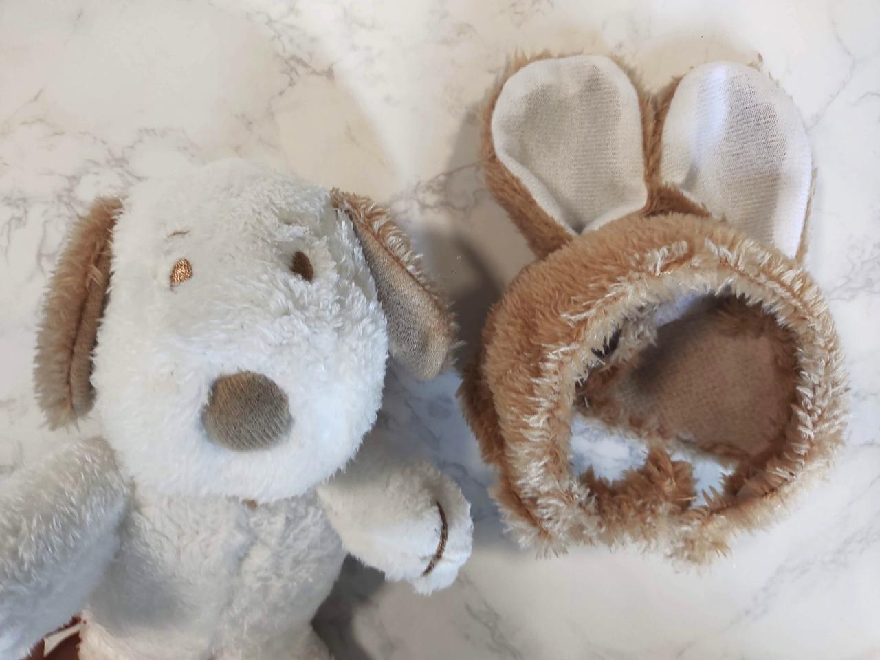 【PEANUTS】“うさ耳”スヌーピーが登場！2023年限定レアな「SNOOPY卯ぬいぐるみポーチ」徹底レビュー（写真 8/19） - mimot.(ミモット)