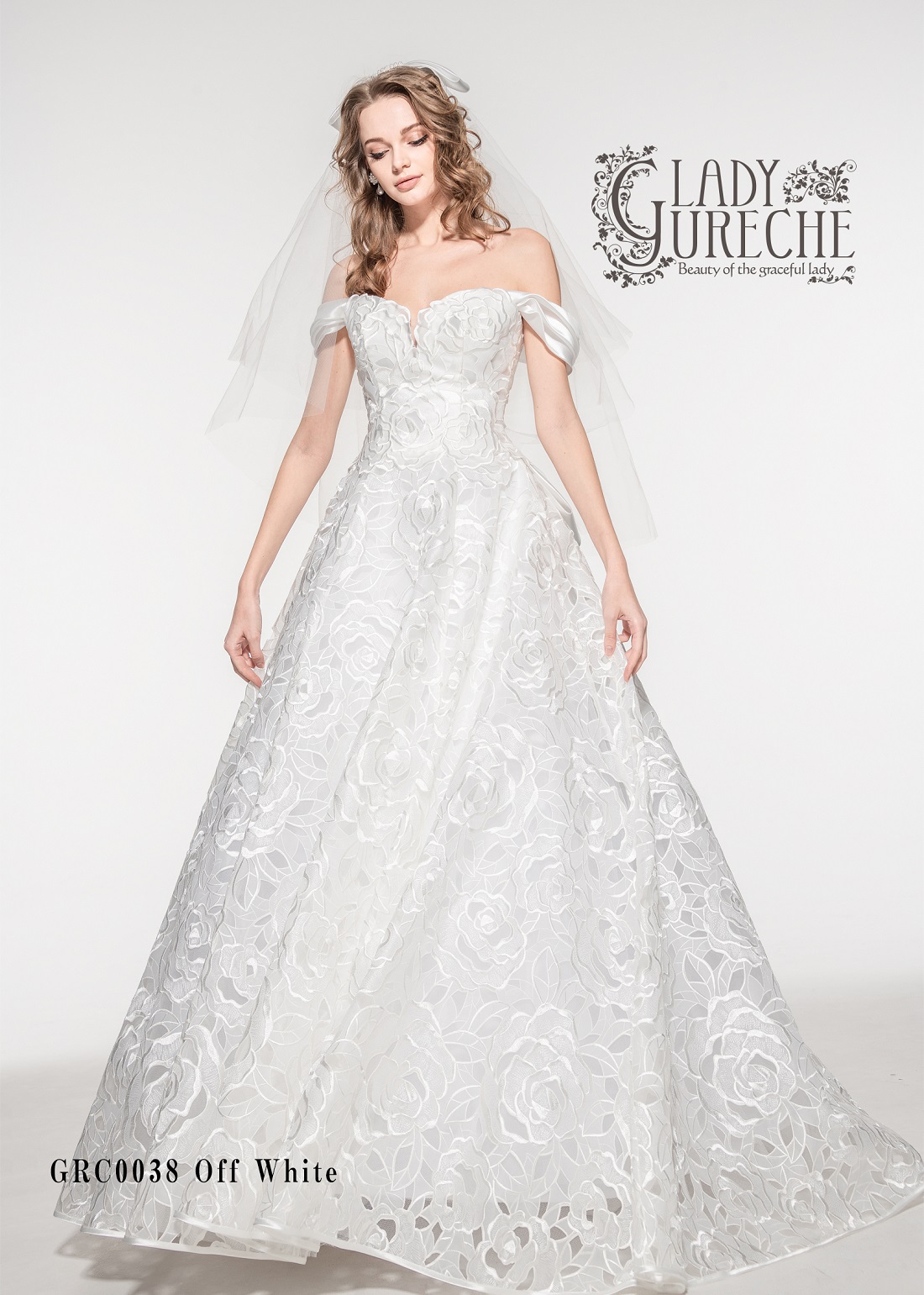 細見えバッチリ！360度美しいヒロインドレス【2024年】人気ブランドの新作ウェディングドレス（写真 72/89） - mimot.(ミモット)