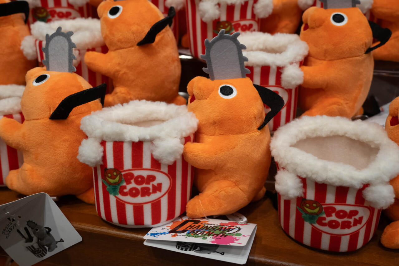 ポチタ新作も！【チェンソーマン×USJ】ファッショングッズが可愛い♪ハロウィーン限定グッズ出たよ（写真 2/28） - mimot.(ミモット)
