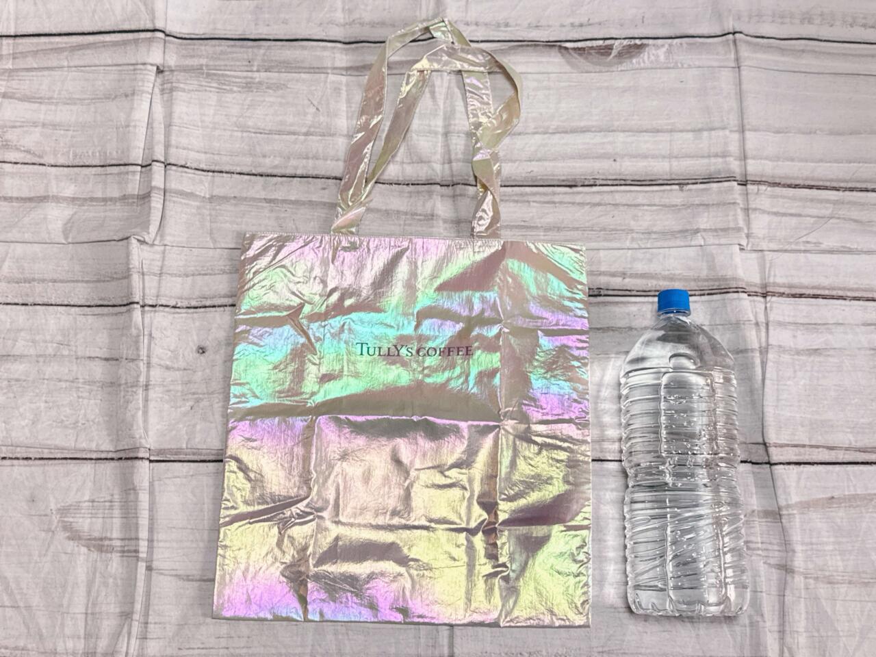 タリーズから“角度によって印象が変わる”かわいすぎる大容量トートでたよ！ベアフルポーチ付き♪（写真 22/28） - mimot.(ミモット)