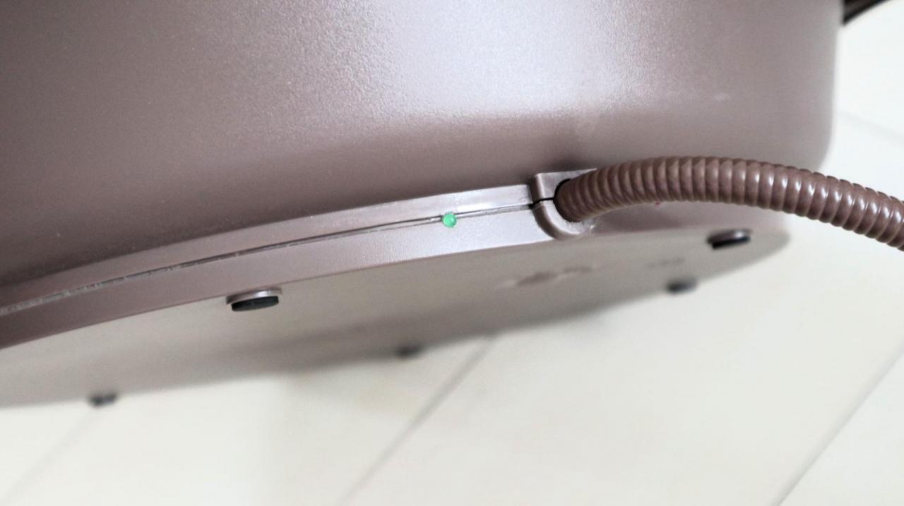 気持ちいいニャン「猫鍋」の完成！1日を“鍋の上”で過ごした愛猫をレポート（写真 20/27） - mimot.(ミモット)