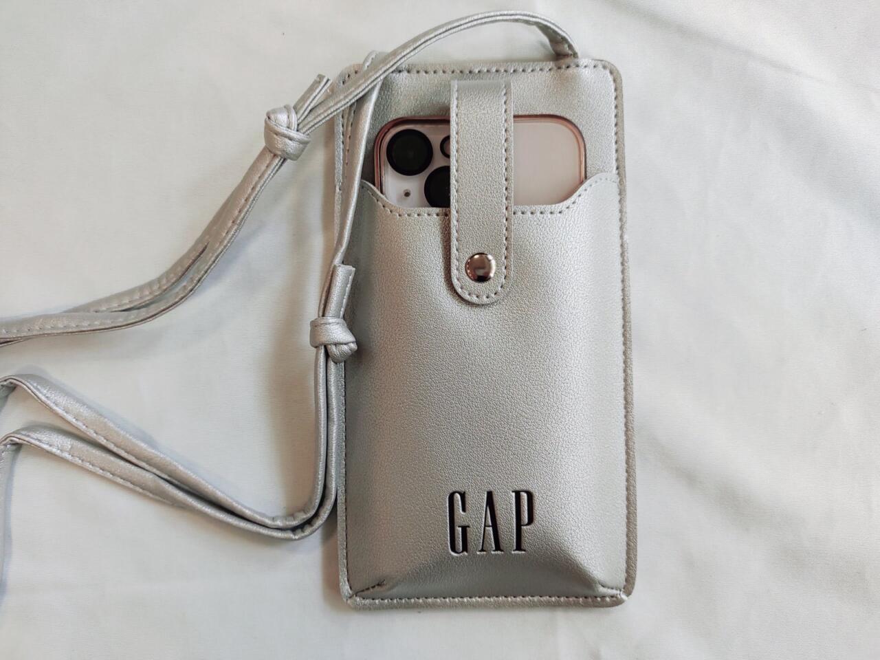 めちゃくちゃ豪華な付録でた～！GAPのミニポーチ2点つきスマホショルダーバッグがすごかった…♪（写真 11/31） - mimot.(ミモット)