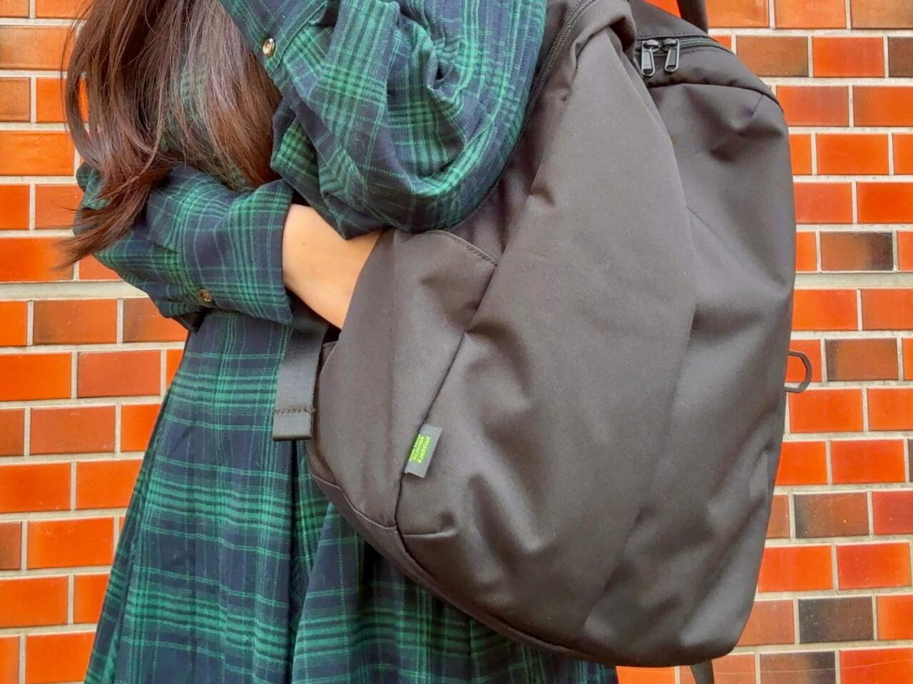 すっきりお洒落シルエット♪【しまむら新作リュック】“使いやすさにこだわった”万能さで背負い心地も （写真 3/36） - mimot.(ミモット)