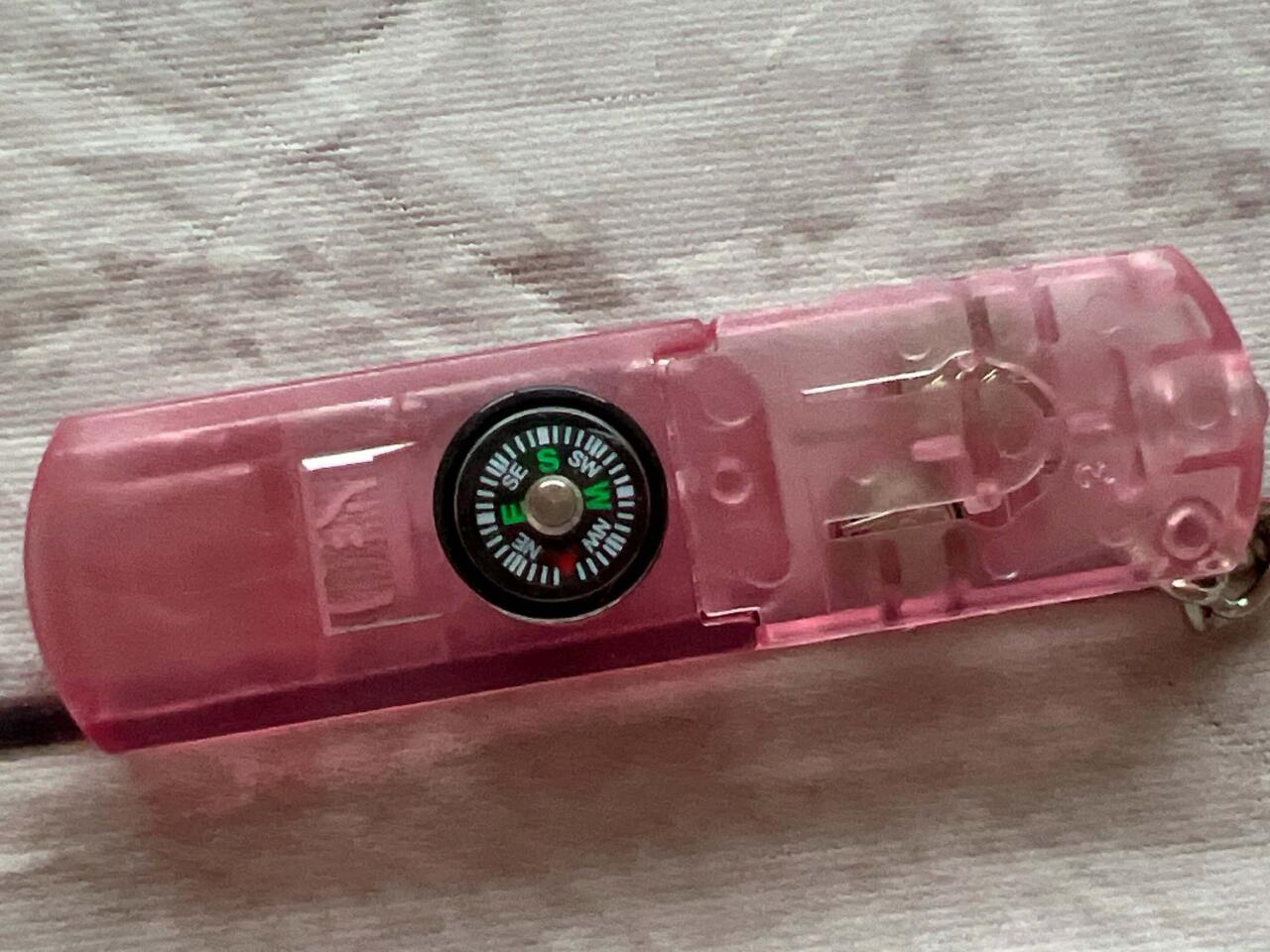 【コンビニ限定付録】スヌーピーの「いざというときのお役立ち5点セット」の中身がすごい！（写真 28/50） - mimot.(ミモット)