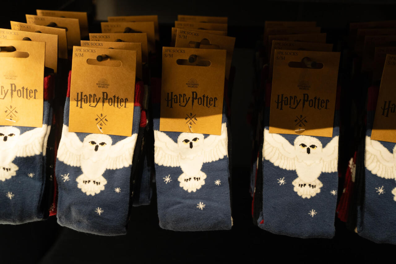 【ハリー・ポッター】ホワイトファッションがおしゃれ！新登場の限定グッズをチェック♪（写真 14/135） - mimot.(ミモット)