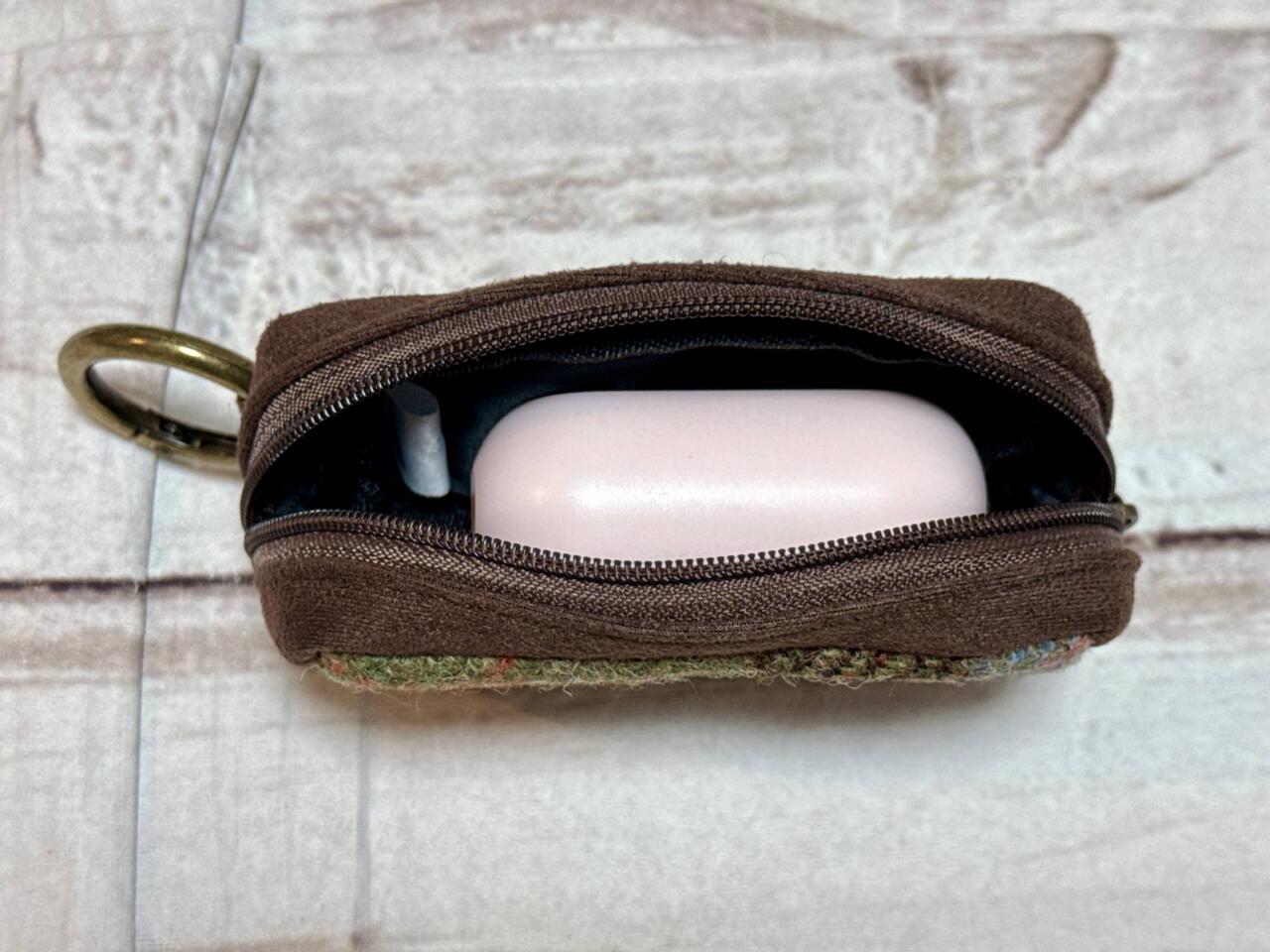 しまむらのミッフィー新作が上品おしゃれ♪ハリスツイードコラボの日常使いにおすすめ2選！（写真 26/26） - mimot.(ミモット)