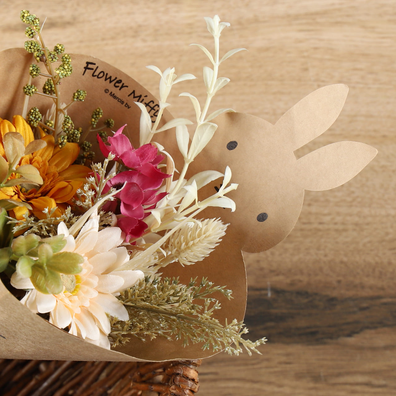 【フラワーミッフィー】秋の新作がめちゃカワイイ！ぬいぐるみから実用的なアイテムまで♪ - mimot.(ミモット)