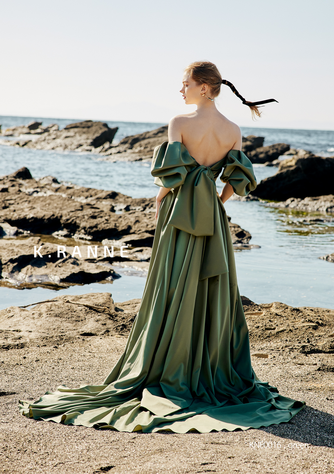 上級おしゃれ花嫁に♪ 人と被らないセンス溢れる「K.RANNE クランネ」新作ウェディングドレス（写真 19/40） - mimot.(ミモット)