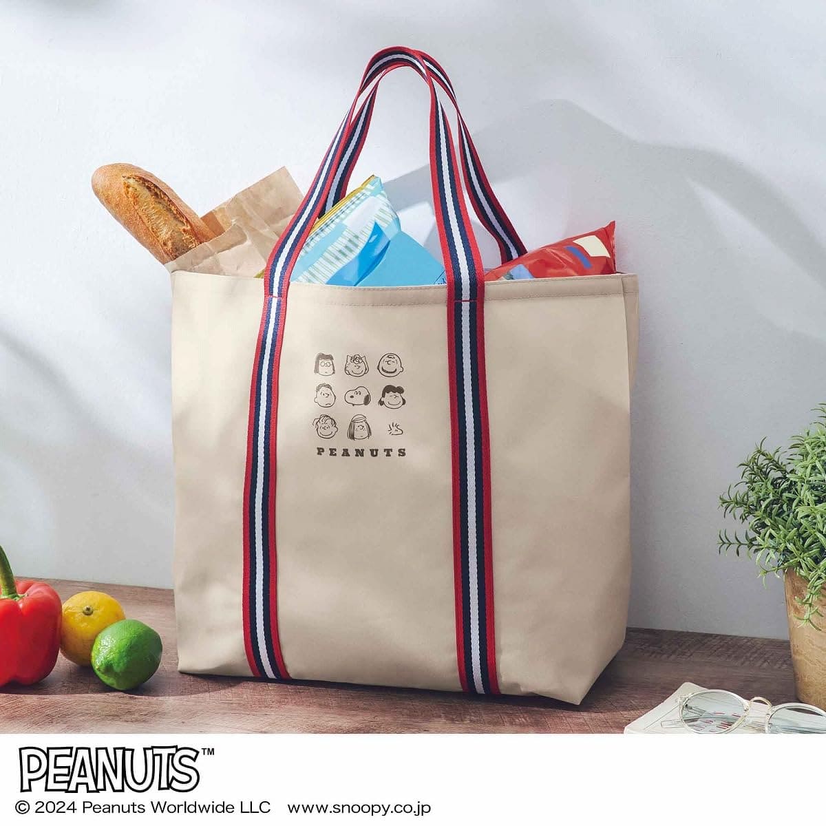 PEANUTS雑誌付録「スヌーピーの大容量ビッグトート」がかわいい！夏のレジャーにも♪（写真 7/7） - mimot.(ミモット)