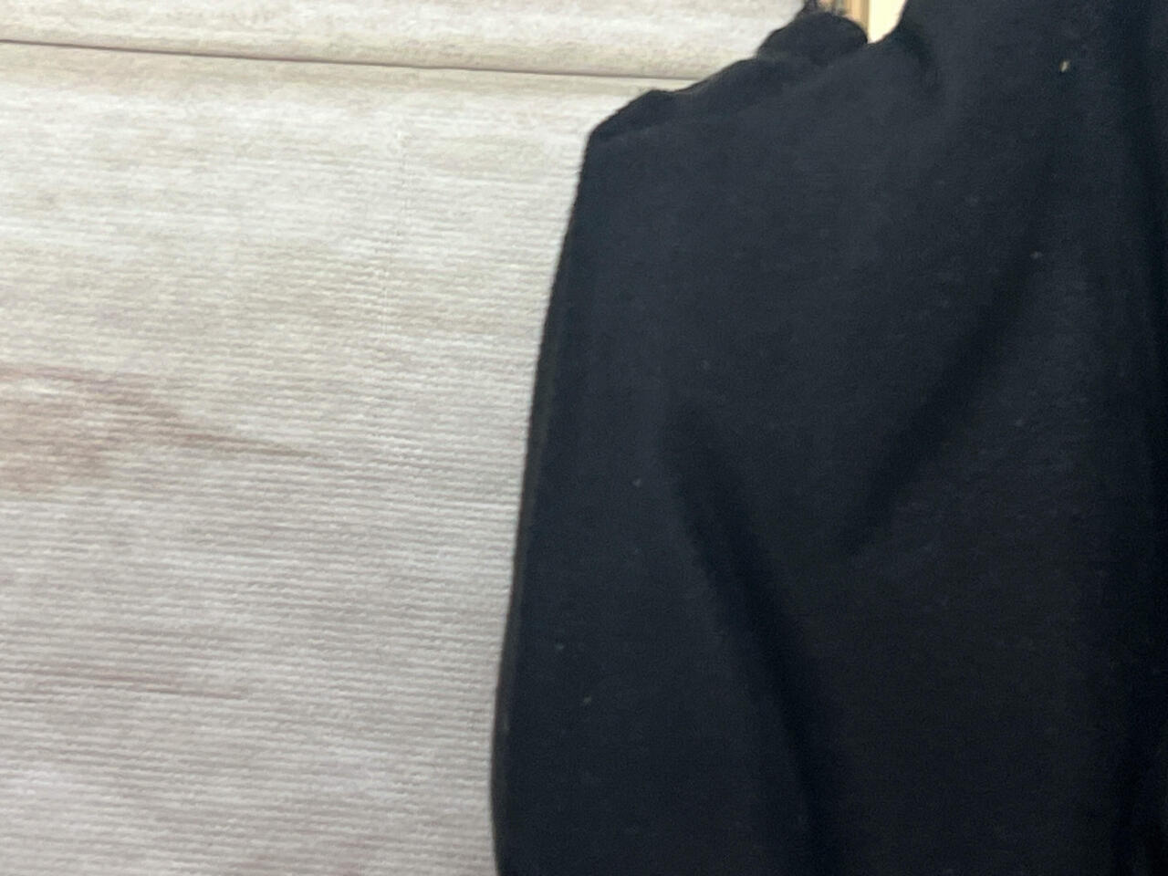 【ロベルタ ディ カメリーノ】スエード調のクラシカルな上品ポーチが付録に！ちょうどいいサイズ感♪（写真 6/19） - mimot.(ミモット)