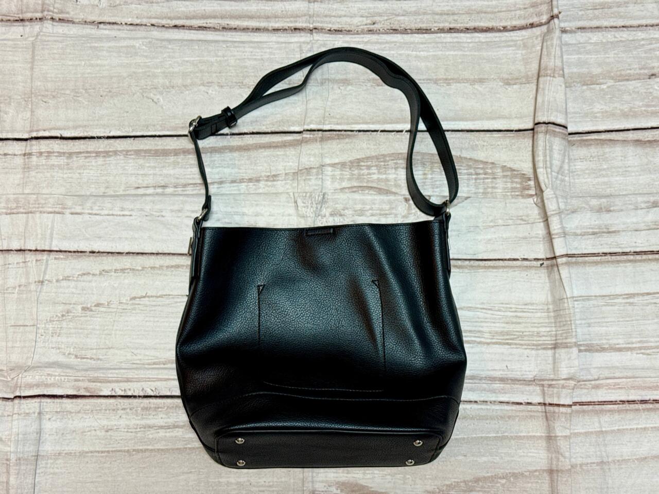 【しまむら新作バッグ】細部までこだわった高級デザイン「合皮ショルダーバッグ」が使いやすい♪（写真 1/22） - mimot.(ミモット)