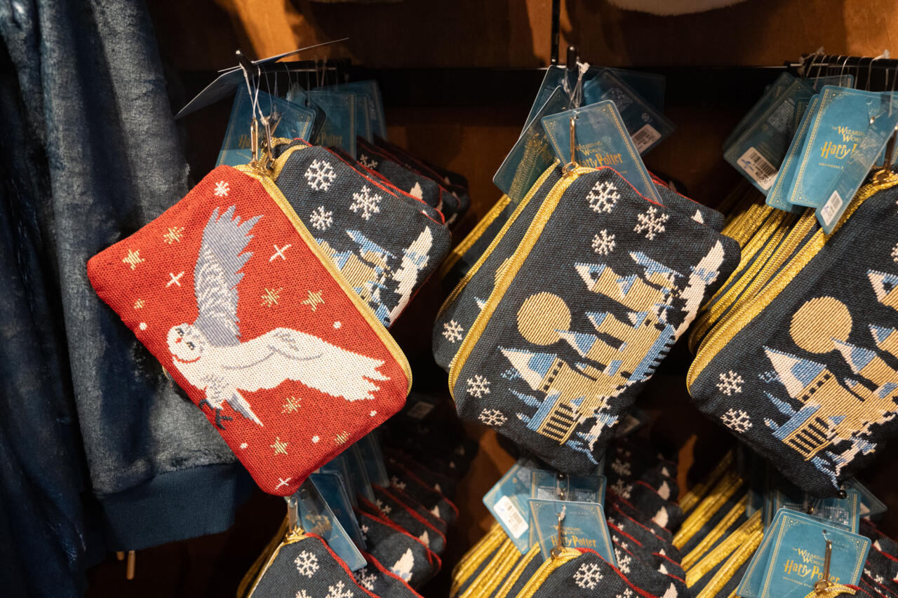 【ハリー・ポッター×USJ】5年ぶりのクリスマスショー開幕！限定グッズも見逃せない♪（写真 2/174） - mimot.(ミモット)