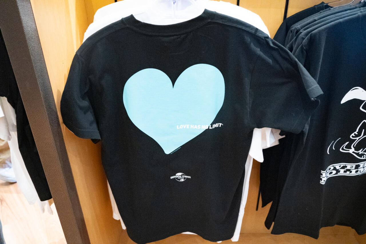 【USJ限定】スヌーピーとセサミストリートのパーカー＆Tシャツでたよ！チャリティグッズ一挙紹介♪（写真 15/76） - mimot.(ミモット)