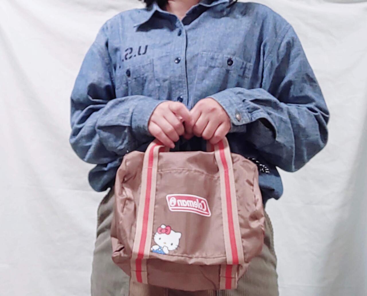 Coleman×ハローキティのコラボ付録バッグが可愛くって便利！コンパクトだけど意外と頼れるサイズ感♪（写真 20/21） - mimot.(ミモット)