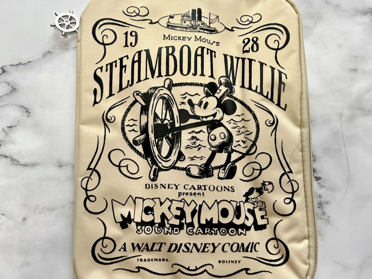 ミッキーのB5サイズ収納OKなマルチポーチ。大人の遊び心を感じるデザインがたまらない！（写真 7/26） - mimot.(ミモット)