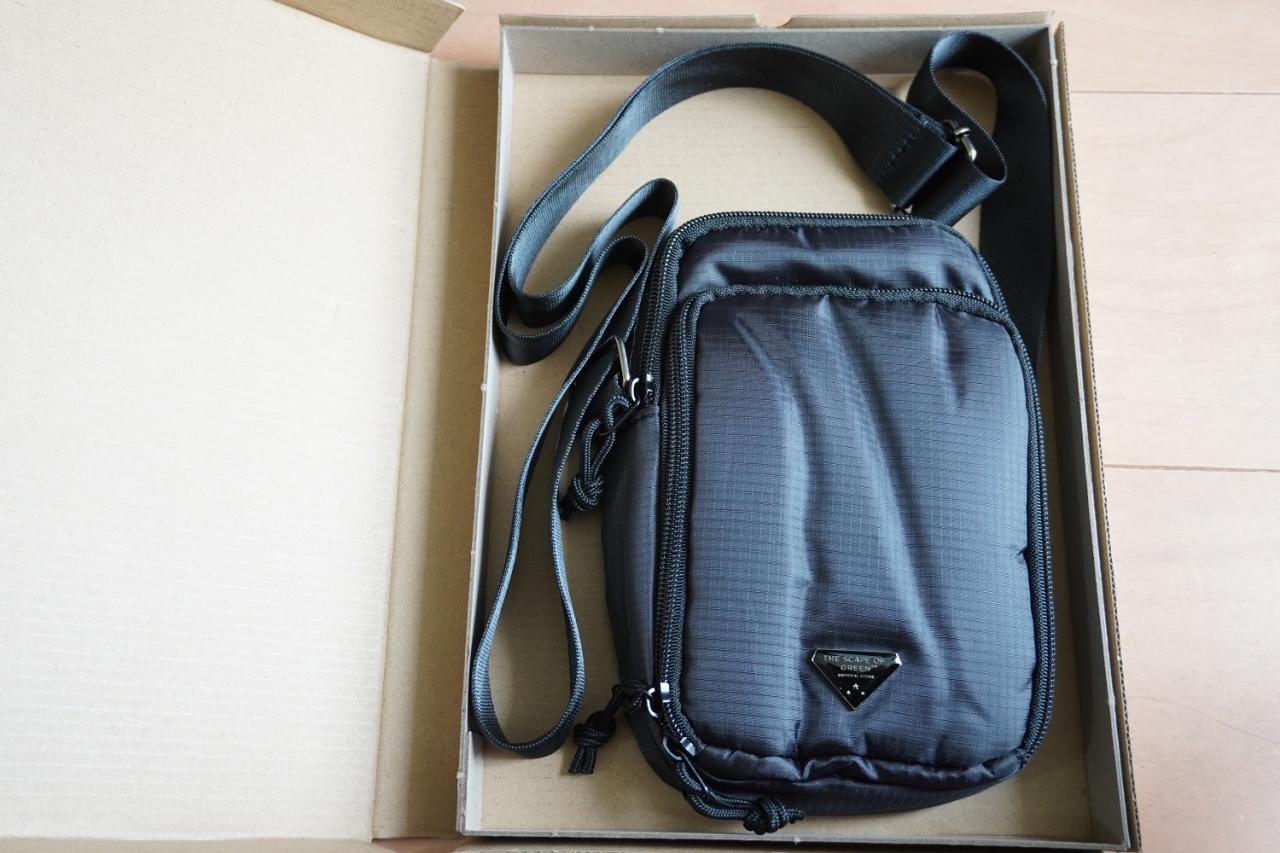 本屋さんで買えるシンプルおしゃれ「撥水ミニショルダー」機能的でめちゃ使える♪（写真 3/20） - mimot.(ミモット)