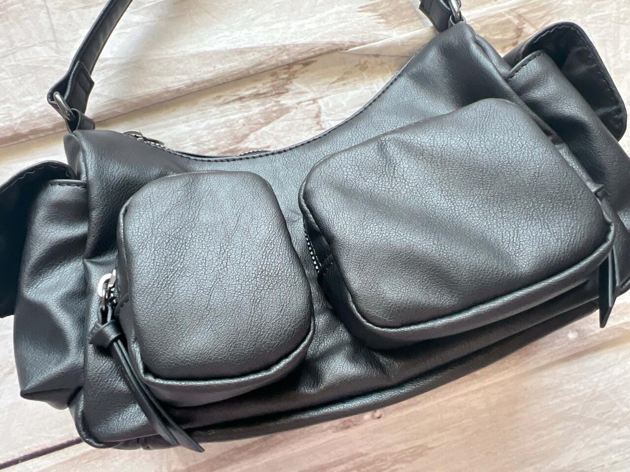 【GU新作バッグ】秋冬まで使える！トレンド感満載の高見え「ショルダー」出たよ♪（写真 3/41） - mimot.(ミモット)